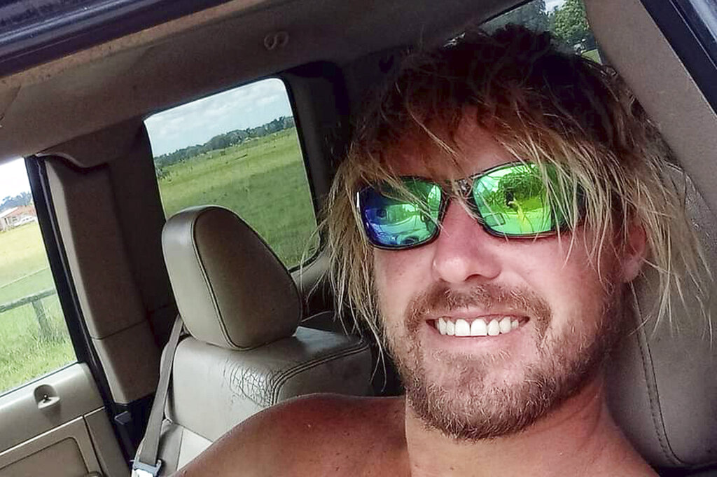 Hurricane Ian drowning victim was ‘the best big brother’ - SANIBEL ...